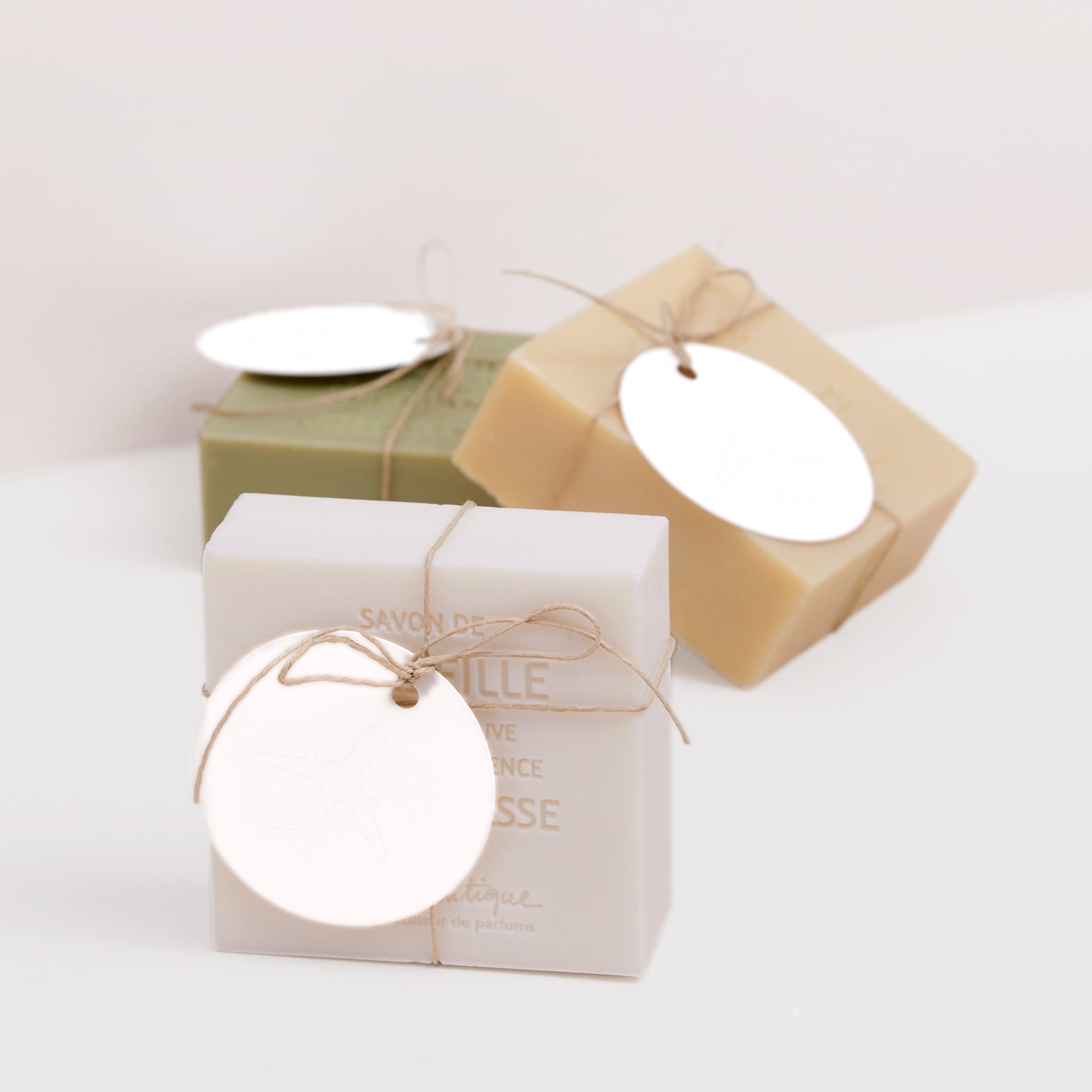 Etiquette perforée Mariage Ronde Blue Wedding Pass – Maison June